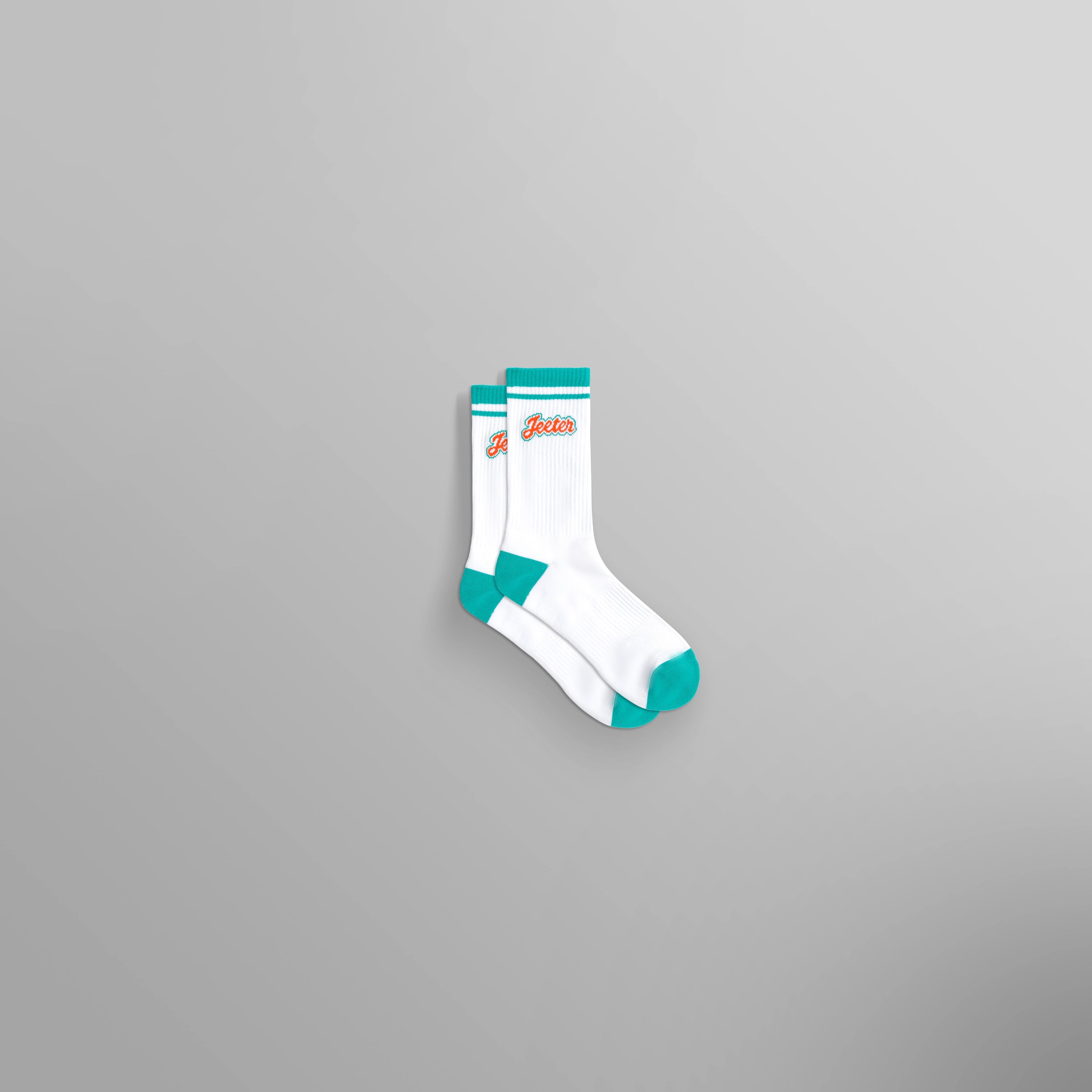 Undefeated SZN Jeeter Script Logo Crew Socks - White – Jeeter Apparel